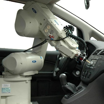 RUTH : le robot de Ford capable de tester le confort des voitures ...